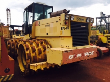 Rolo compactador Dynapac CT262 05/05 - Premium Tratores | Trucadao.com.br