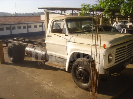 Caminhão Ford F600 72/72 - Transportadora Cemil | Trucadao.com.br