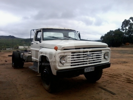 Caminhão Ford F600 72/72 - Transportadora Cemil | Trucadao.com.br