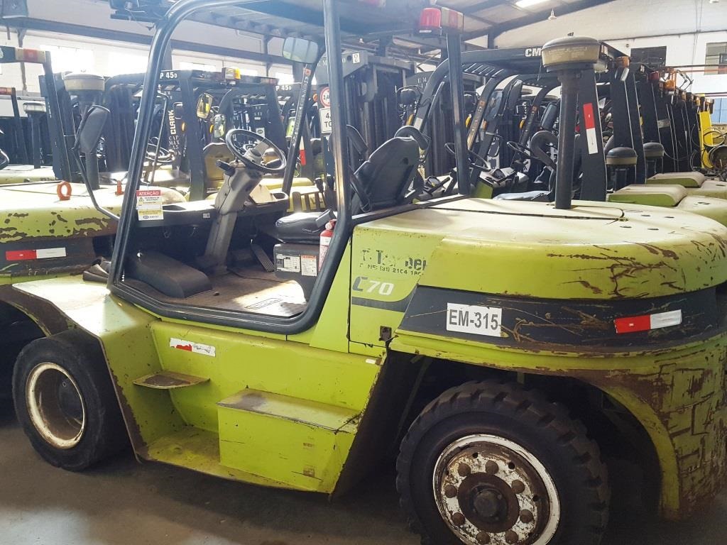 Empilhadeira Clark C70 08/08 - BHLOC | Trucadao.com.br