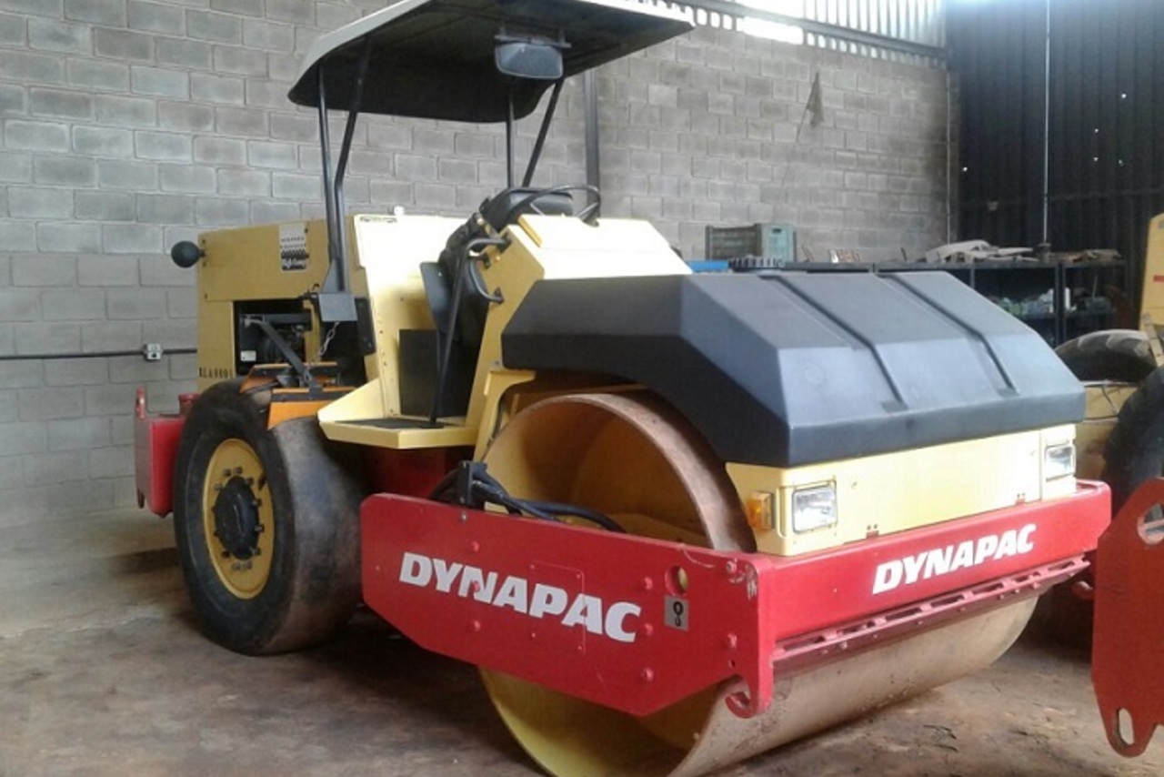 Rolo compactador Dynapac Rolo CA15 00/00 - Ldl - Gestao de Negocios e ...