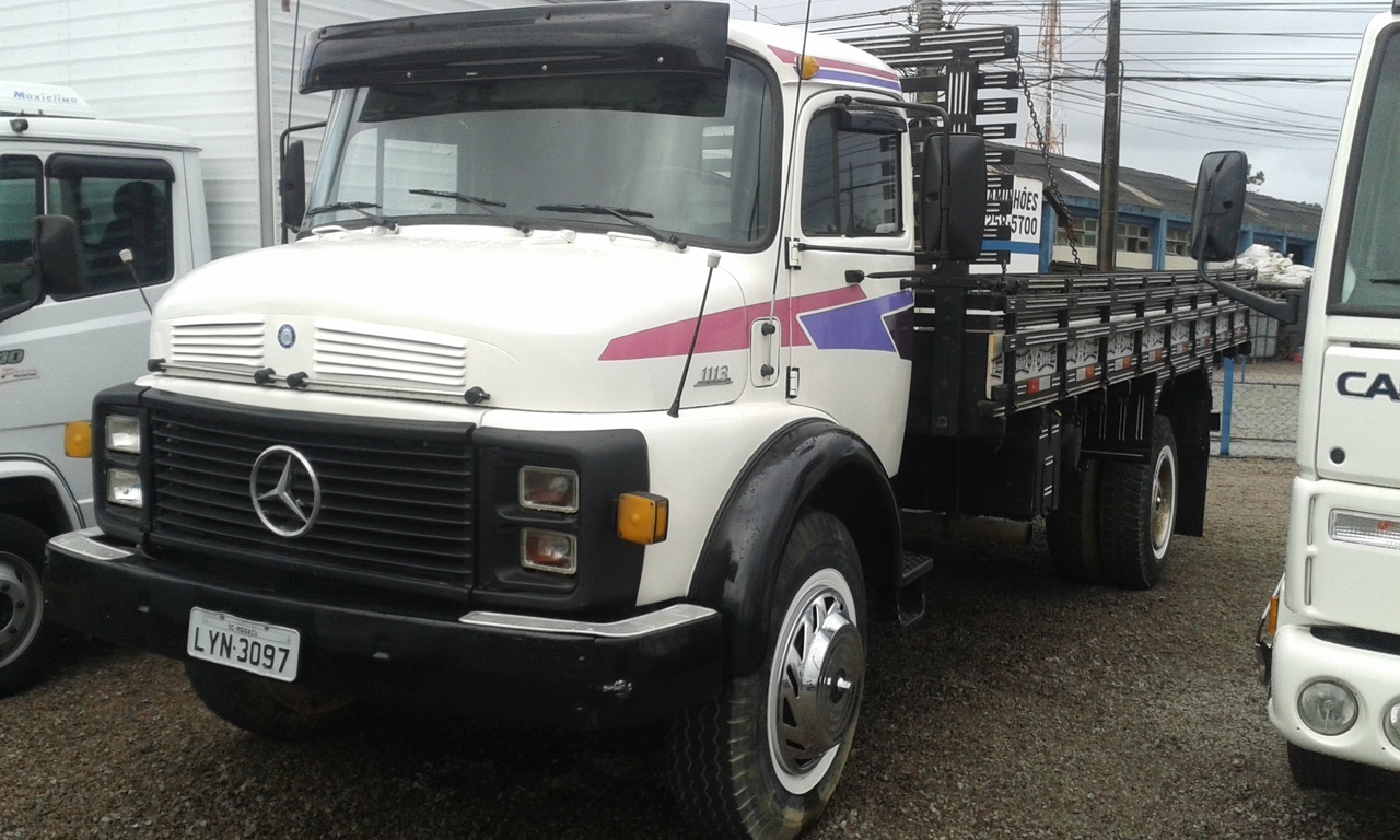 Caminhão Mercedes Benz MB1113 81/81 - Dulex Caminhões | Trucadao.com.br