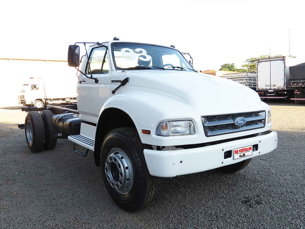 Caminhão Ford F14000 92/93 - SB Veículos | Trucadao.com.br
