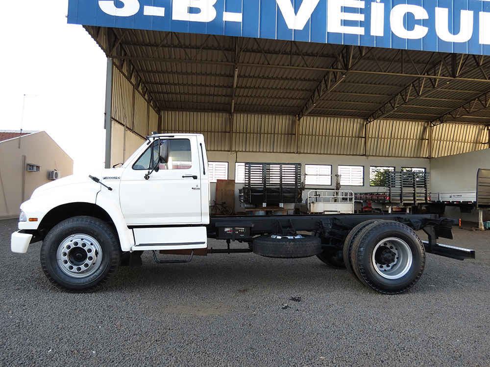 Caminhão Ford F14000 92/93 - SB Veículos | Trucadao.com.br