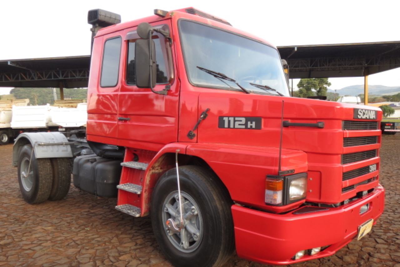 Cavalo Mecânico Scania 112 84/84 - Giocar Caminhões | Trucadao.com.br