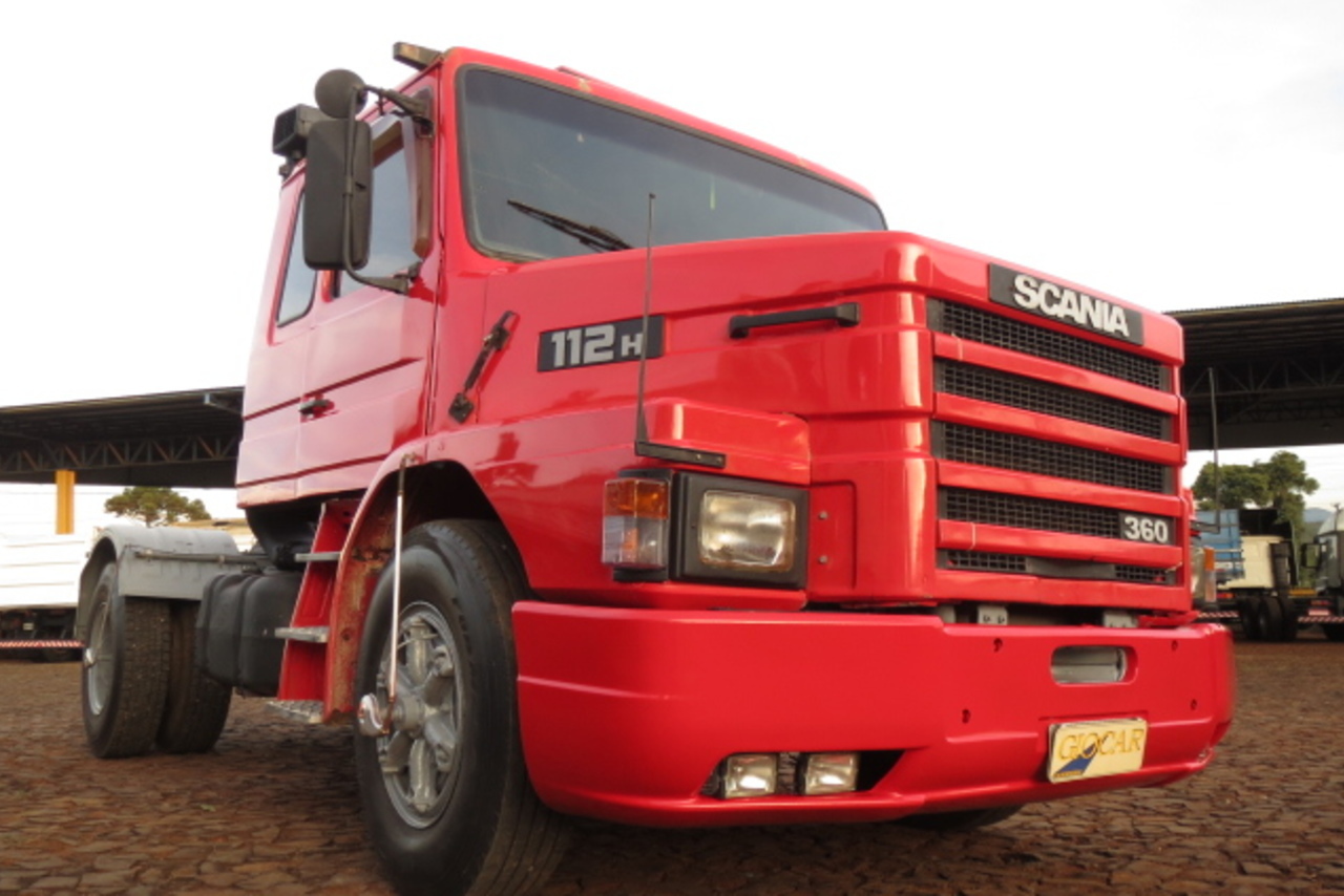 Cavalo Mecânico Scania 112 84/84 - Giocar Caminhões | Trucadao.com.br