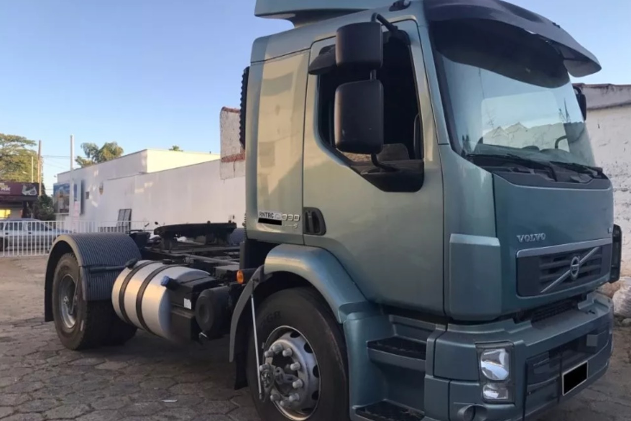 Cavalo Mecânico Volvo VM 330 12/12 - RBR Intermediação e Agenciamento ...