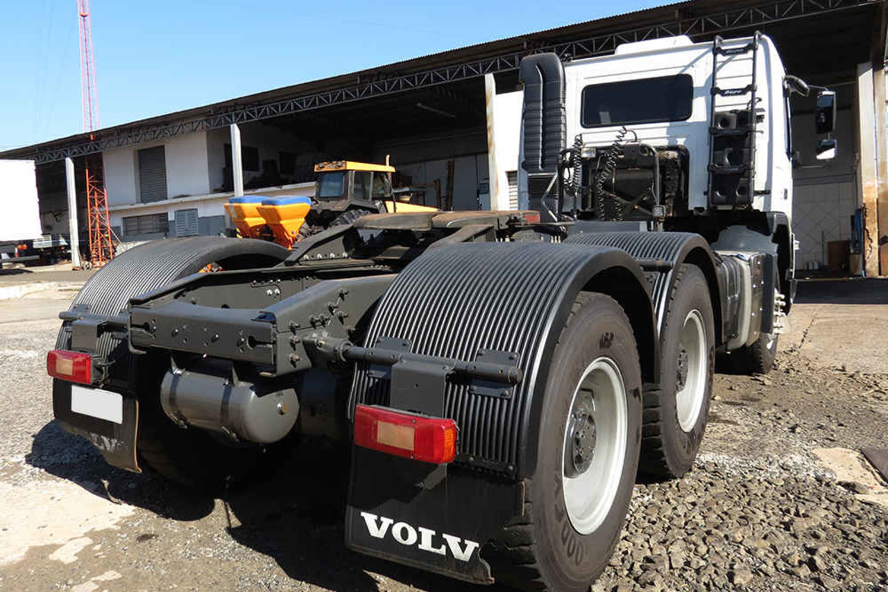 Caminhão Volvo FMX440 12/12 - SB Veículos | Trucadao.com.br