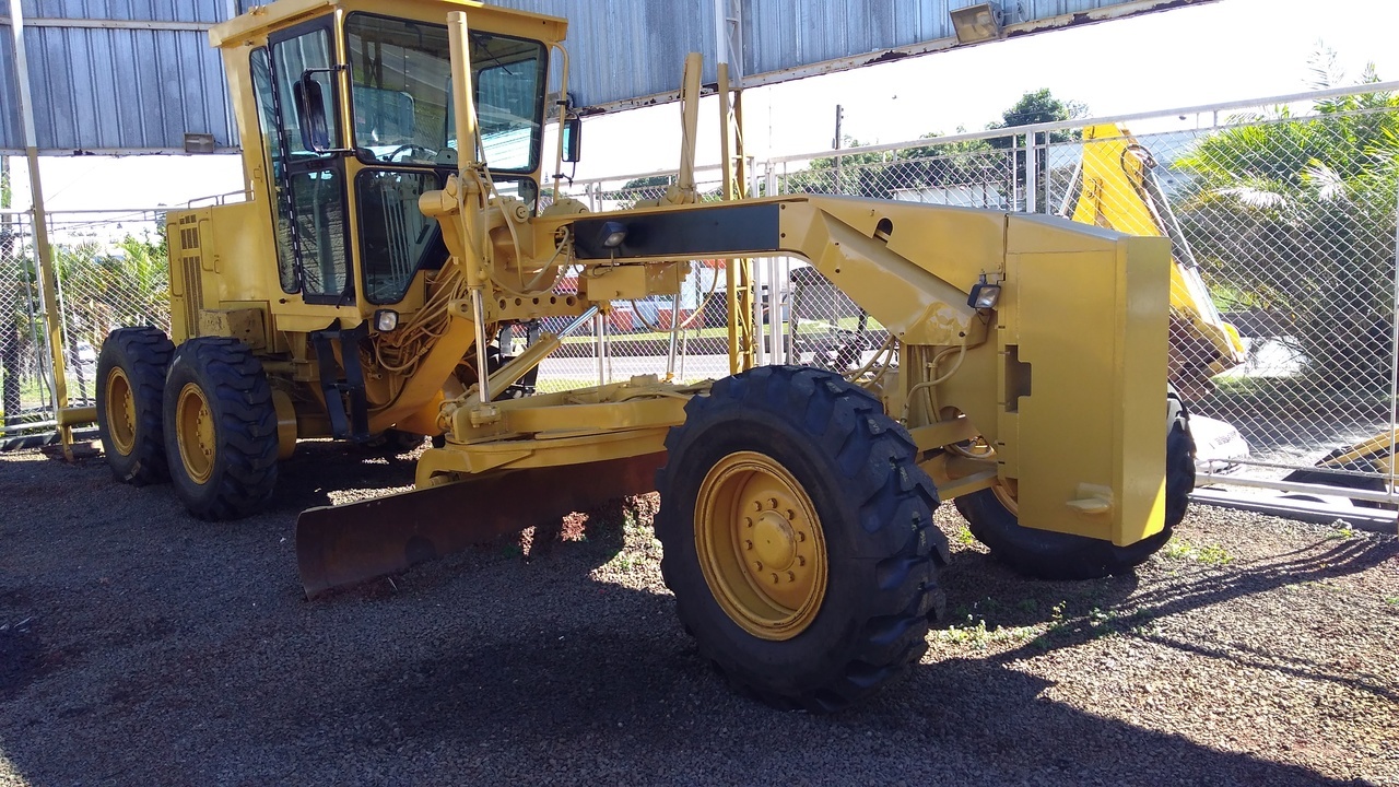 Motoniveladora Caterpillar 135 H 98/98 - Liderança Máquinas | Trucadao ...