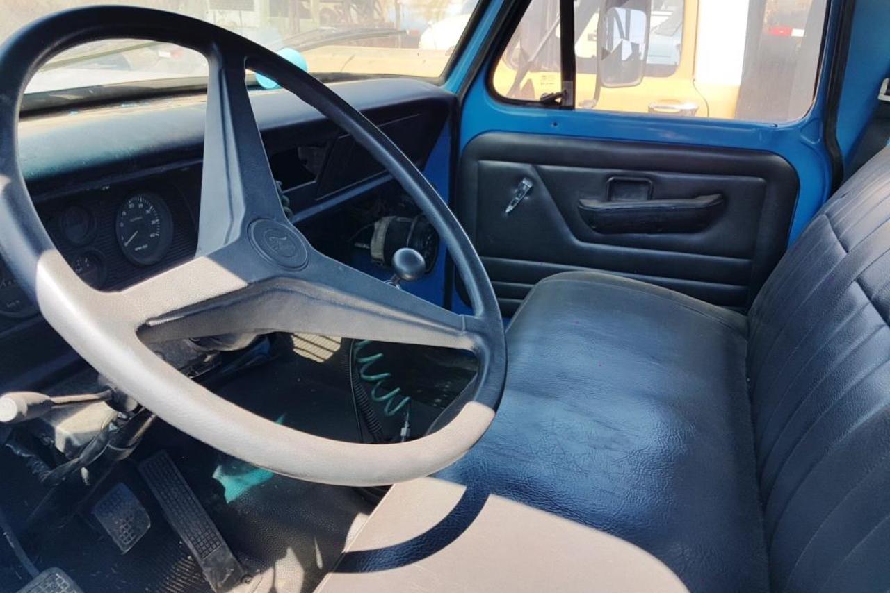 Caminhão Ford F13000 82/82 - BHLOC | Trucadao.com.br