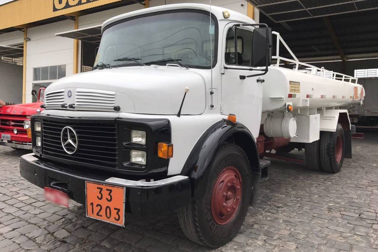 Caminhão Mercedes Benz MB1113 81/81 - Acelera Brasil Veículos ...