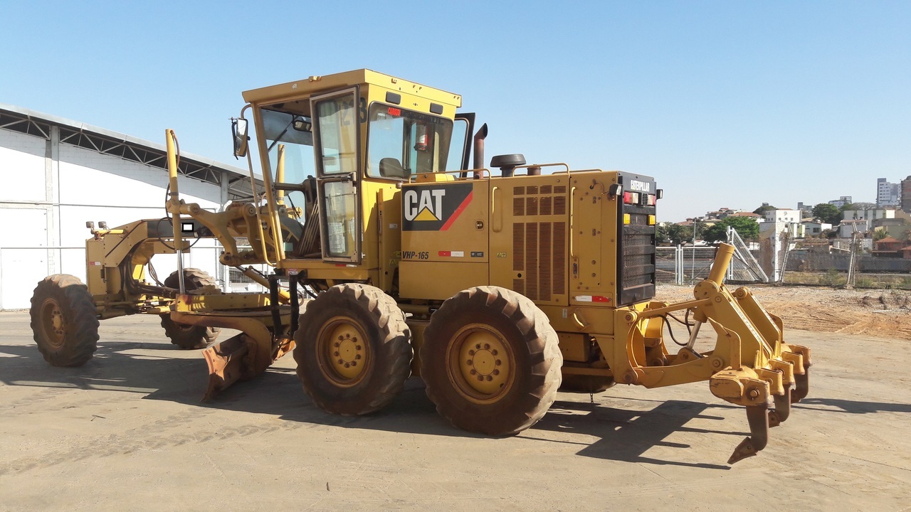 Motoniveladora Caterpillar 12K 11 - TM Tadeu Máquinas | Trucadao.com.br