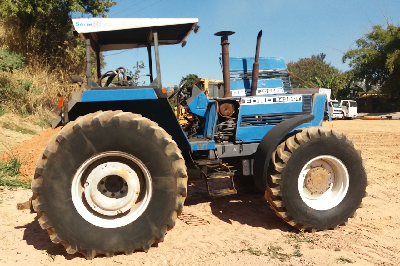 Trator Ford 8430 97/97 - Rogério Tratores BH | Trucadao.com.br