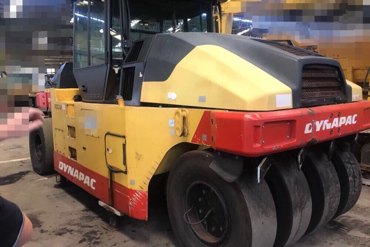 Rolo compactador Dynapac CP274 13/13 - Premium Tratores | Trucadao.com.br