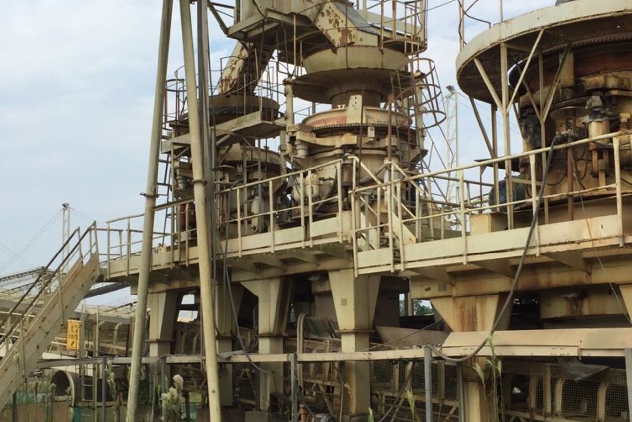 Britador Metso Cone HP4 09/09 - Alípio Máquinas | Trucadao.com.br