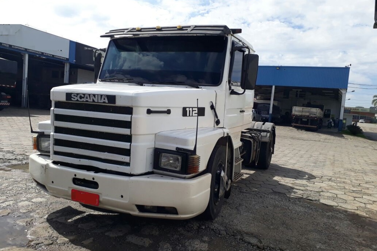 Cavalo Mecânico Scania 112 84/84 - Trucksul Caminhões | Trucadao.com.br