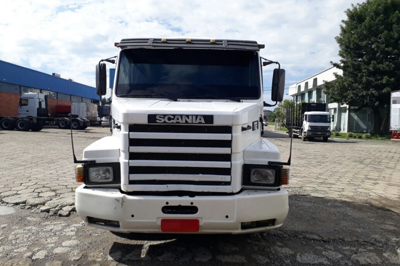 Cavalo Mecânico Scania 112 84/84 - Trucksul Caminhões | Trucadao.com.br