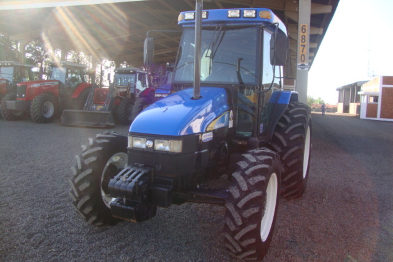 Trator New Holland TL75 10/10 - GR - Maquinas Agrícolas | Trucadao.com.br