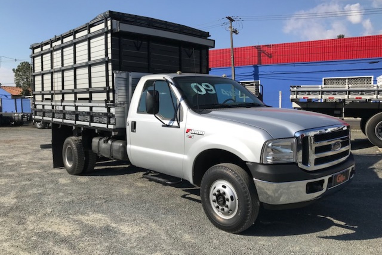 Caminhões F4000 à Venda | Trucadao.com.br