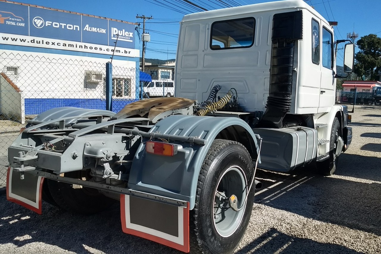 Caminhão Scania 112 84/84 - Dulex Caminhões | Trucadao.com.br