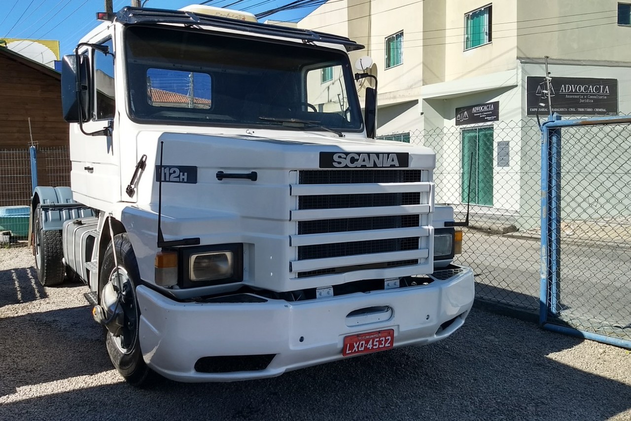 Caminhão Scania 112 84/84 - Dulex Caminhões | Trucadao.com.br