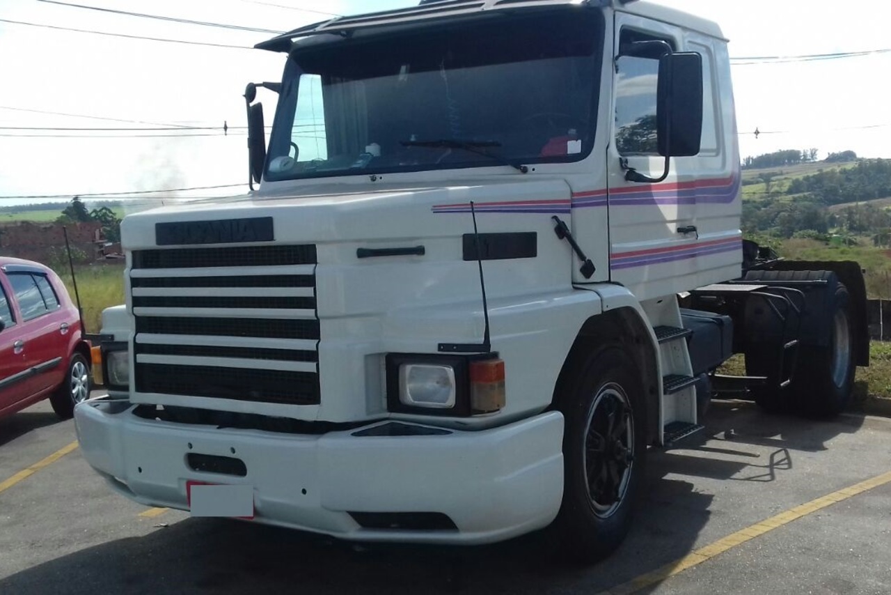 Cavalo Mecânico Scania 112 320 86/86 - A&F Caminhões | Trucadao.com.br
