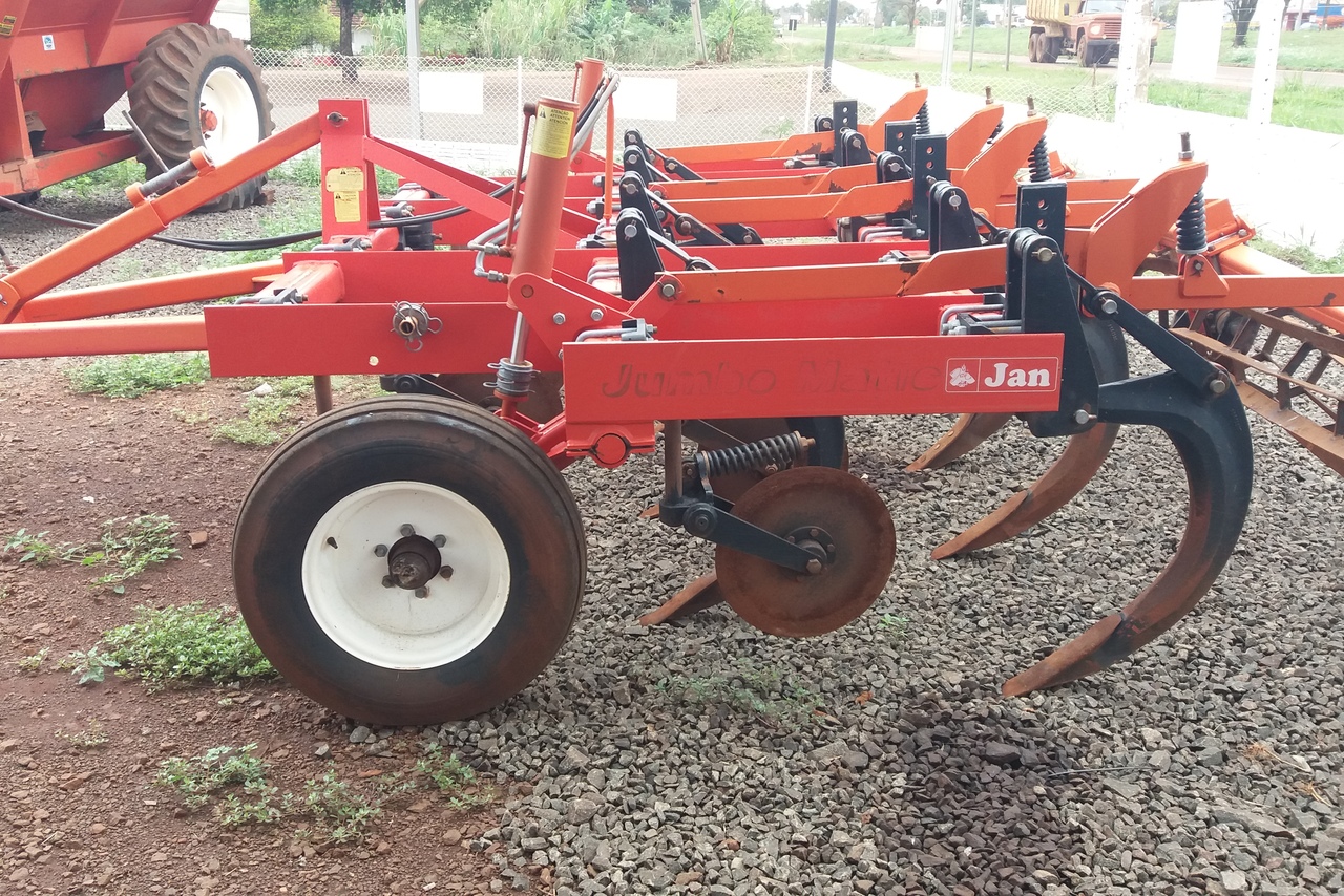 Subsolador Jan Jumbo Matic JMA-9 Arrasto 12/12 - Agrimaq Equipamentos ...