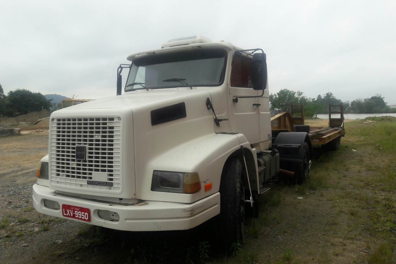 Caminhão Volvo N12 360 94/94 - Fabiano - Vendas de Máquinas Pesadas | Trucadao.com.br