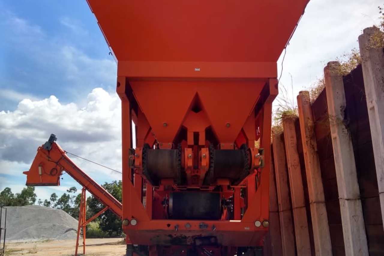 Usina de Asfalto Ciber Contrafluxo Inova 1200 P1 20/13 - Alípio ...