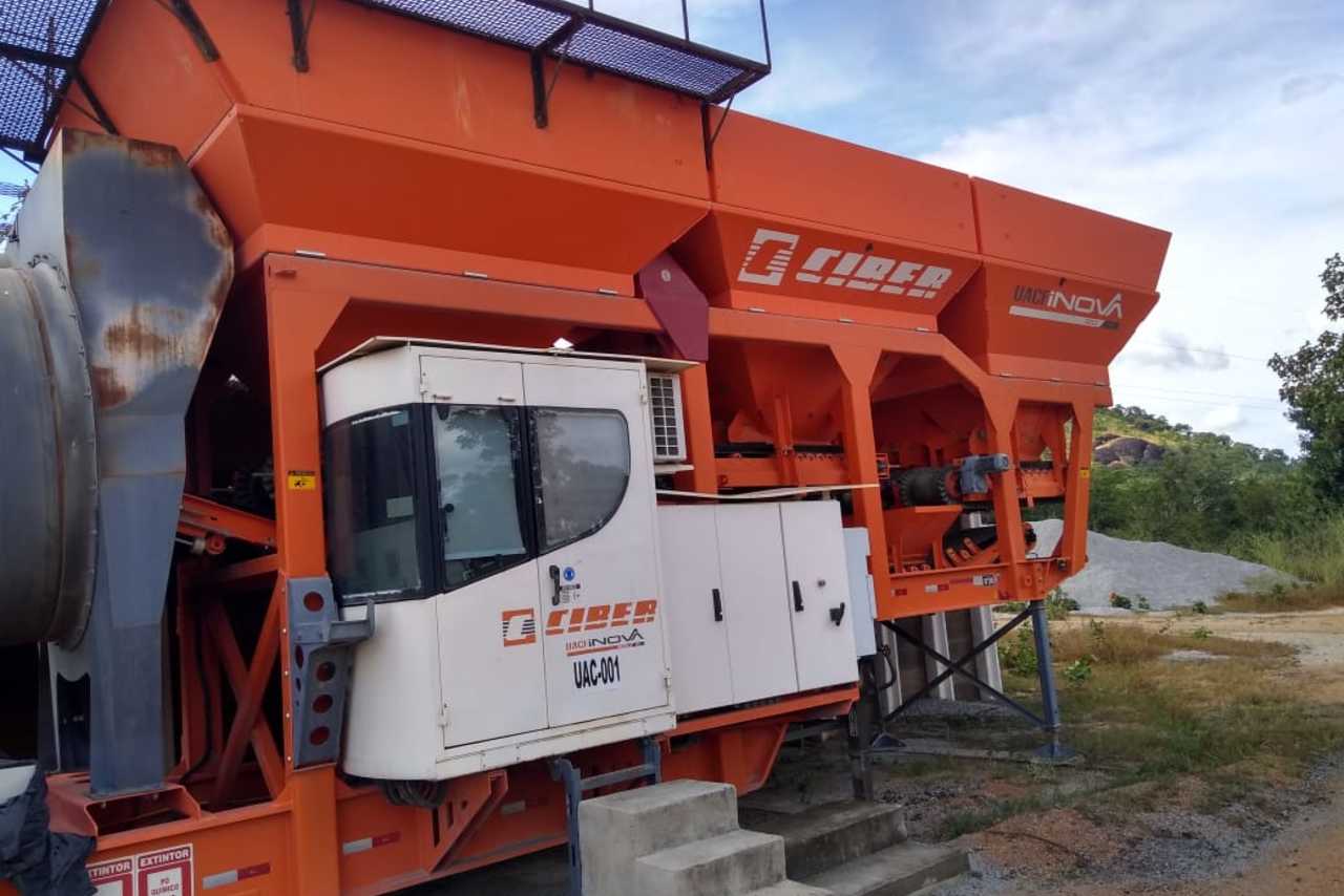 Usina de Asfalto Ciber Contrafluxo Inova 1200 P1 20/13 - Alípio ...