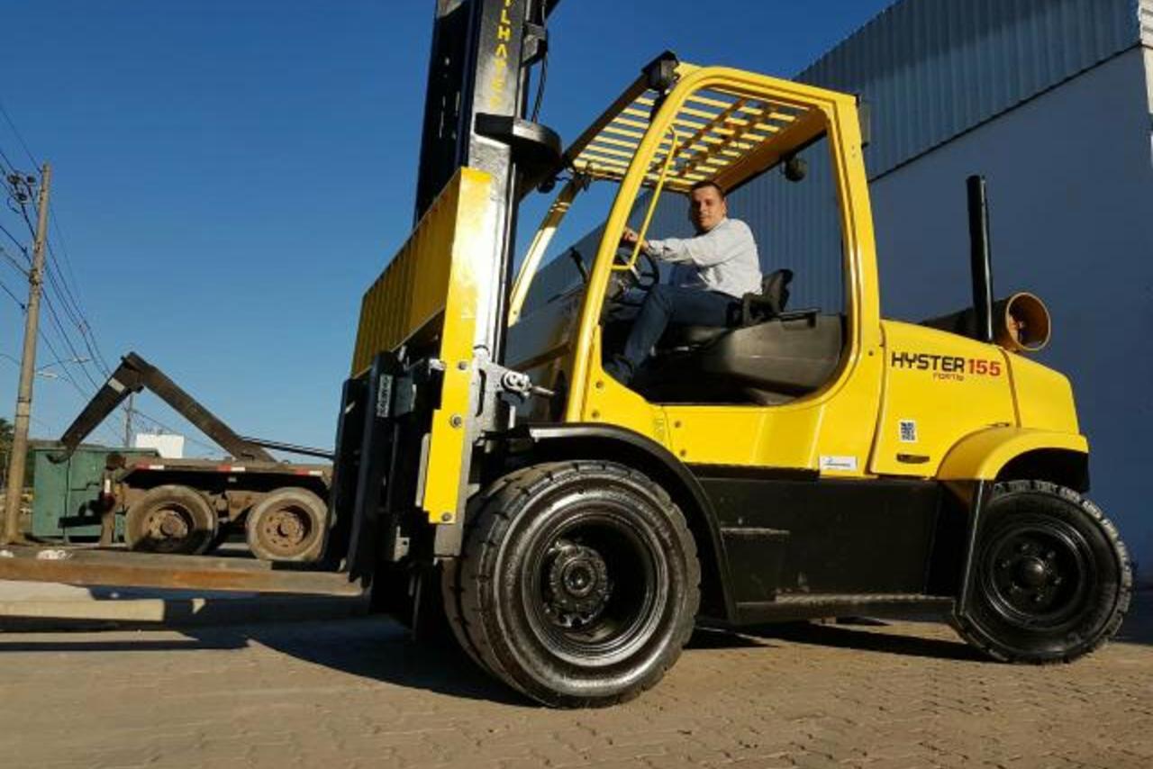 Empilhadeira Hyster H-155FT 10/10 - Soares Equipamentos | Trucadao.com.br