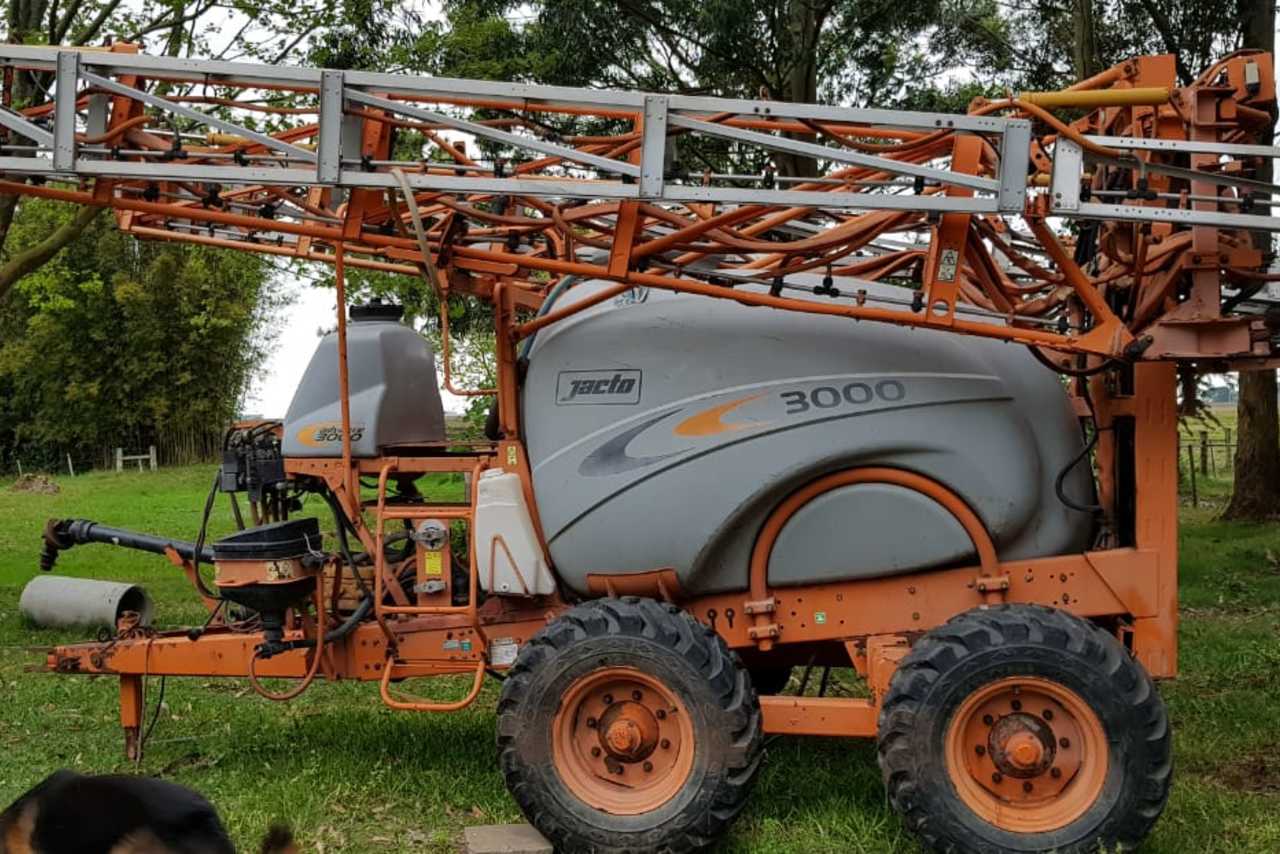 Pulverizador Jacto Advance 3000 AM24 11/11 - CWS comodities mercantil ...