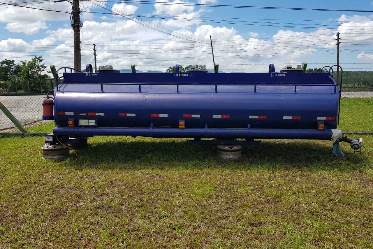 Semi Reboque Loranda Tanque Aço 02/02 - Silvio Caminhões | Trucadao.com.br