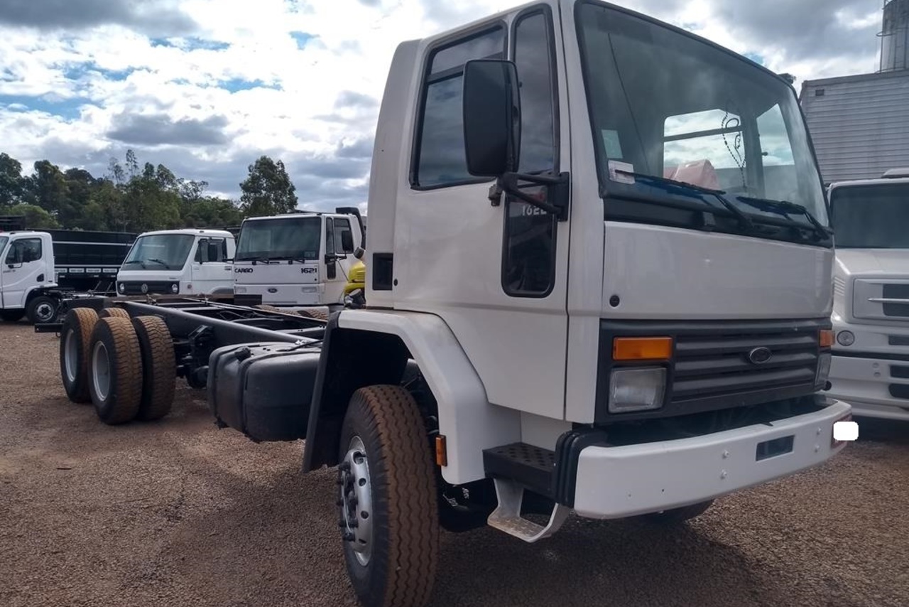 Caminhão Ford Cargo1622 94/94 - Viacam Caminhões | Trucadao.com.br