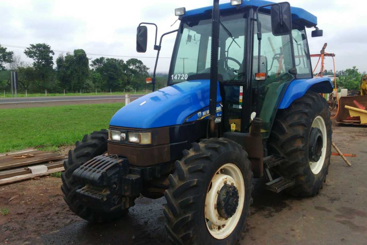 Trator New Holland TL75 12/12 - Conchal Tratores | Trucadao.com.br