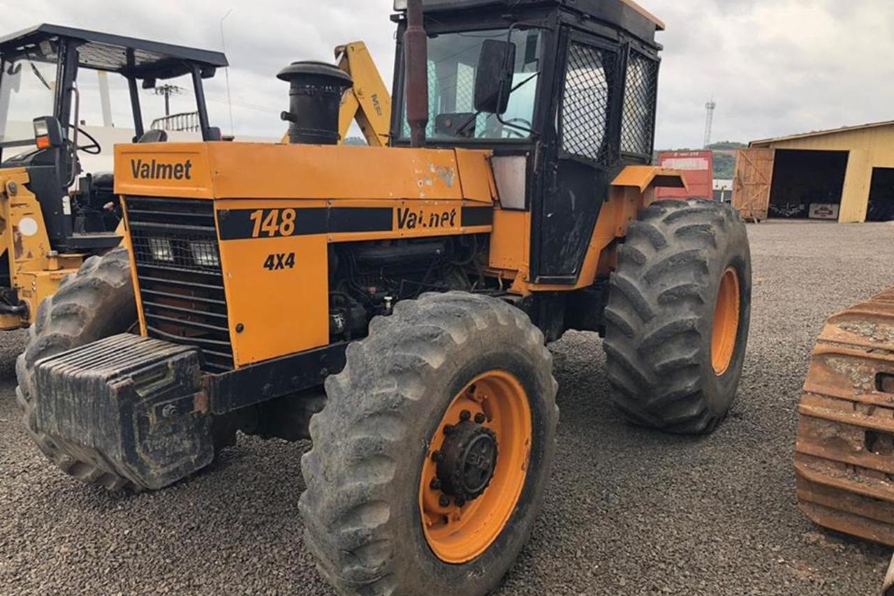 Trator Valmet 148 90/90 - Kaio Caminhões | Trucadao.com.br