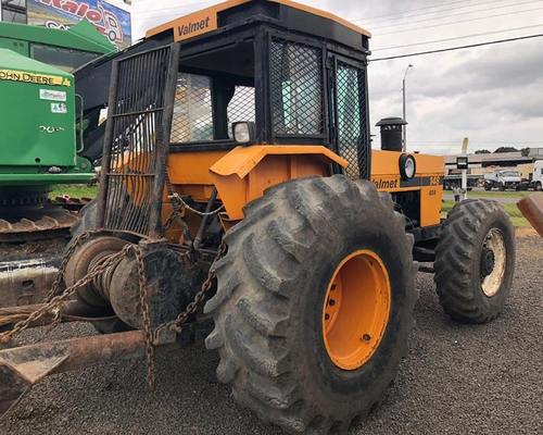 Trator Valmet 148 90/90 - Kaio Caminhões | Trucadao.com.br