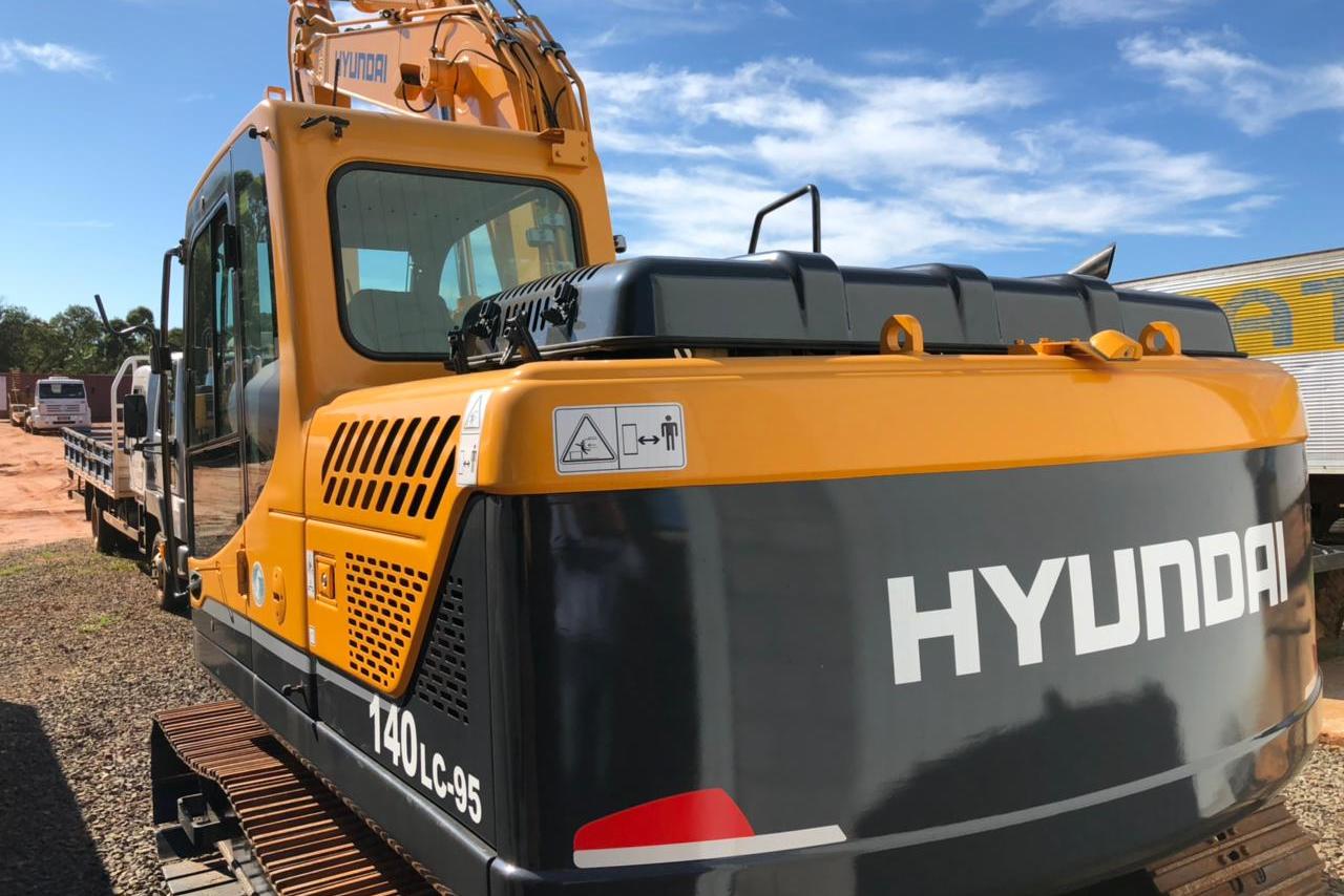 Escavadeira Hyundai R140 13/13 - 5X Máquinas | Trucadao.com.br