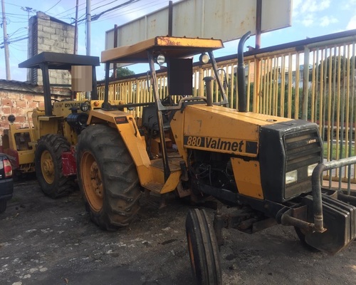 Trator Valmet 880 88/88 - BHLOC | Trucadao.com.br