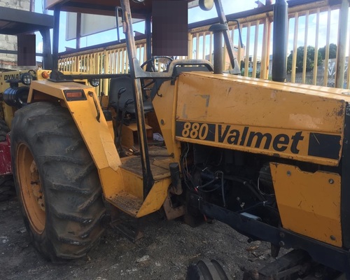 Trator Valmet 880 88/88 - BHLOC | Trucadao.com.br