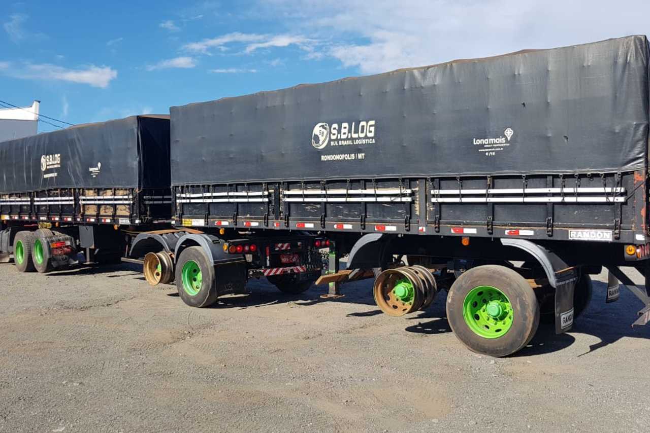 Bitrem Randon Graneleira 00/00 - Rebocks | Trucadao.com.br