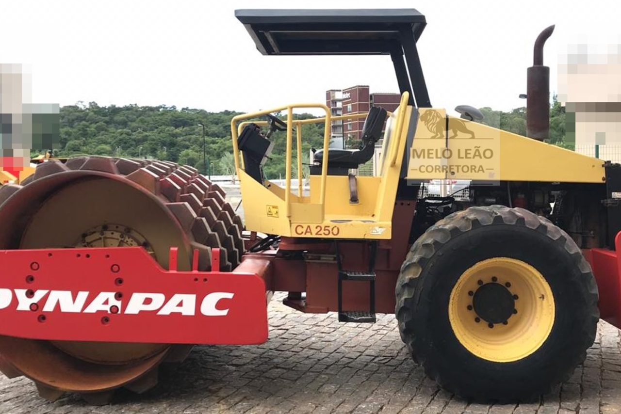 Rolo compactador Dynapac Rolo CA 250 02/02 - Melo Leão Veículos ...