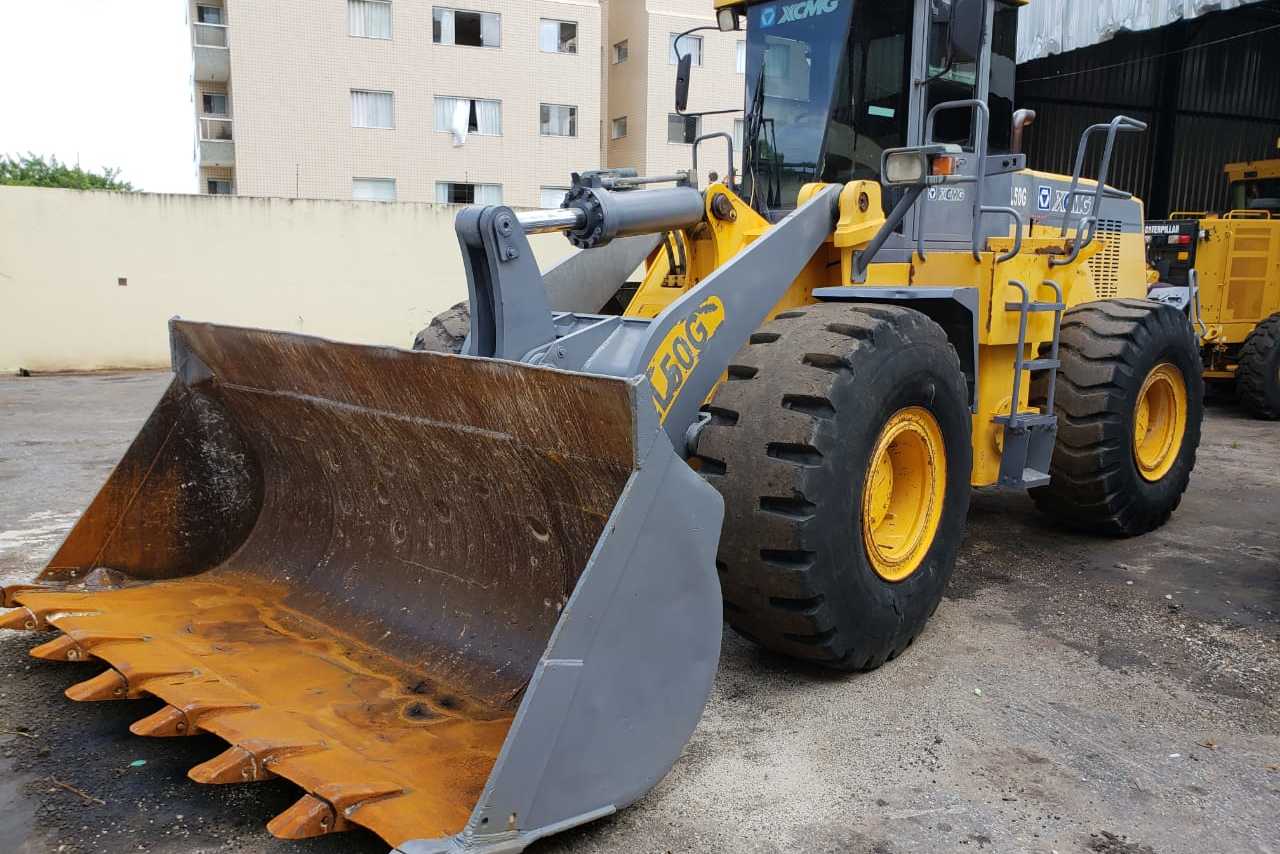 Pá carregadeira XCMG ZL 50G 09/09 - BHLOC | Trucadao.com.br