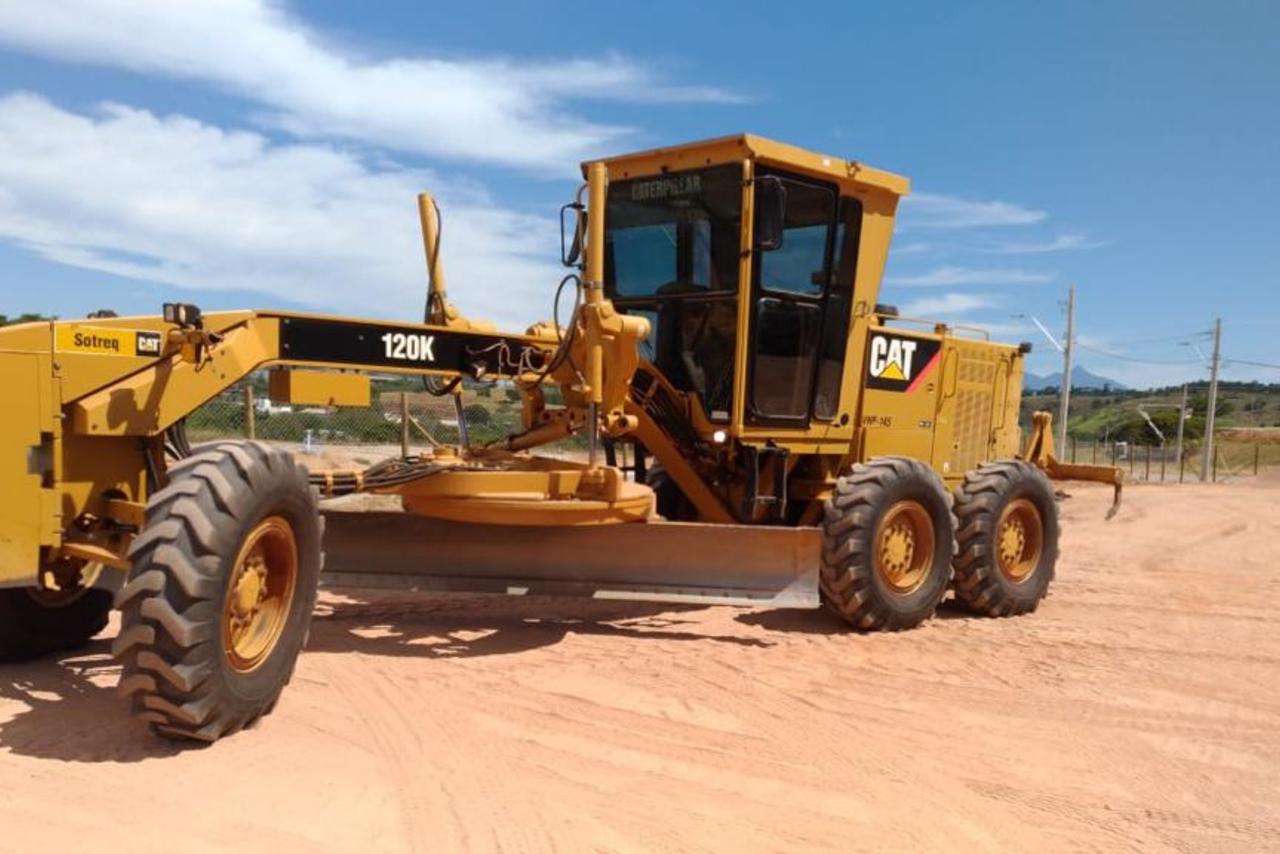 Motoniveladora Caterpillar 12K 11/11 - 5X Máquinas | Trucadao.com.br