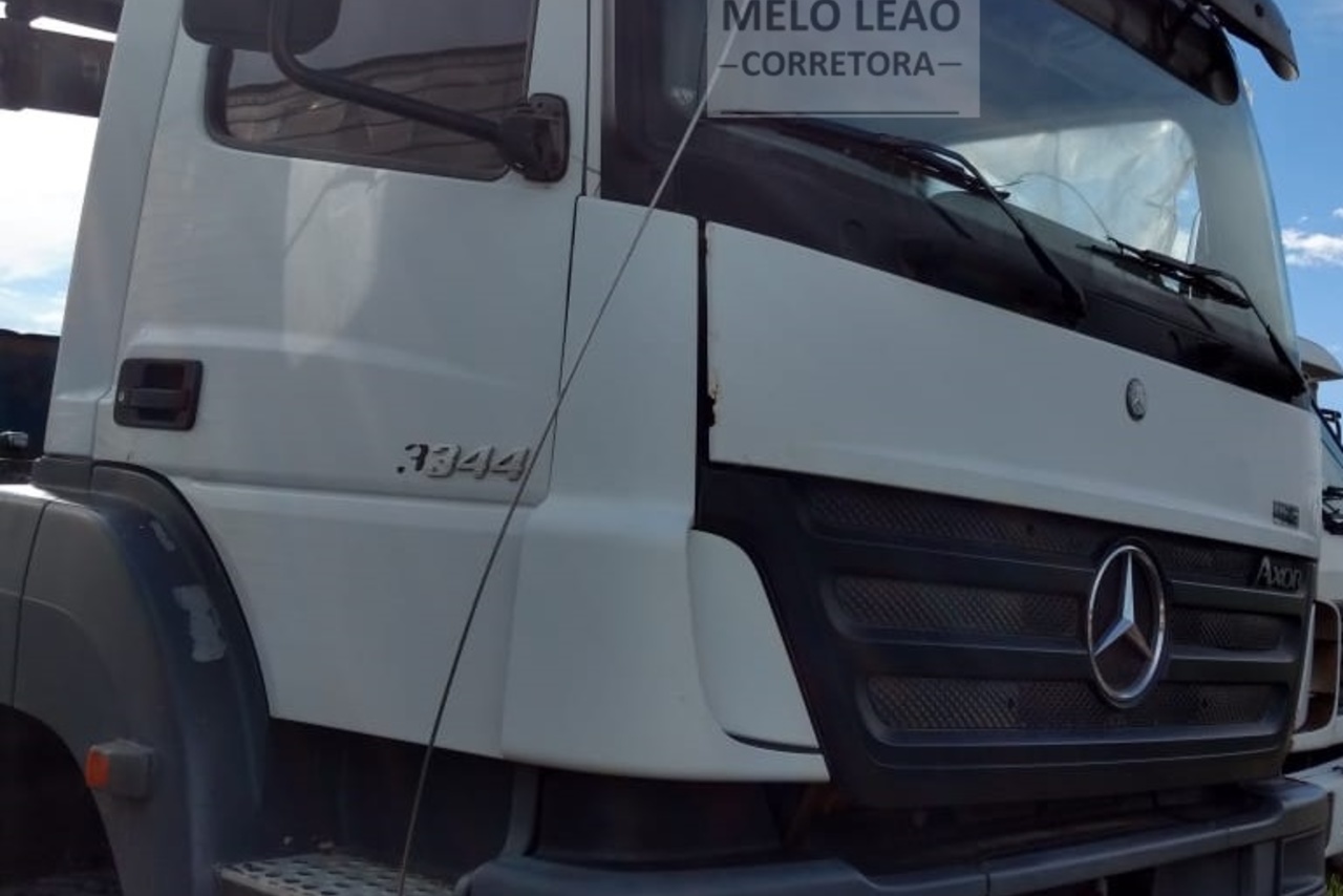 Caminhão Mercedes Benz MB3344 08/08 - Melo Leão Veículos Comerciais ...
