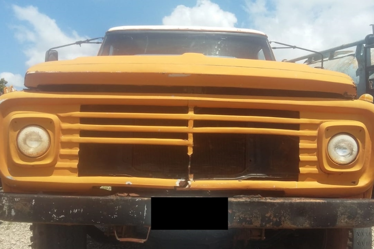 Caminhão Ford F13000 81/81 - Melo Leão Veículos Comerciais ltda ...