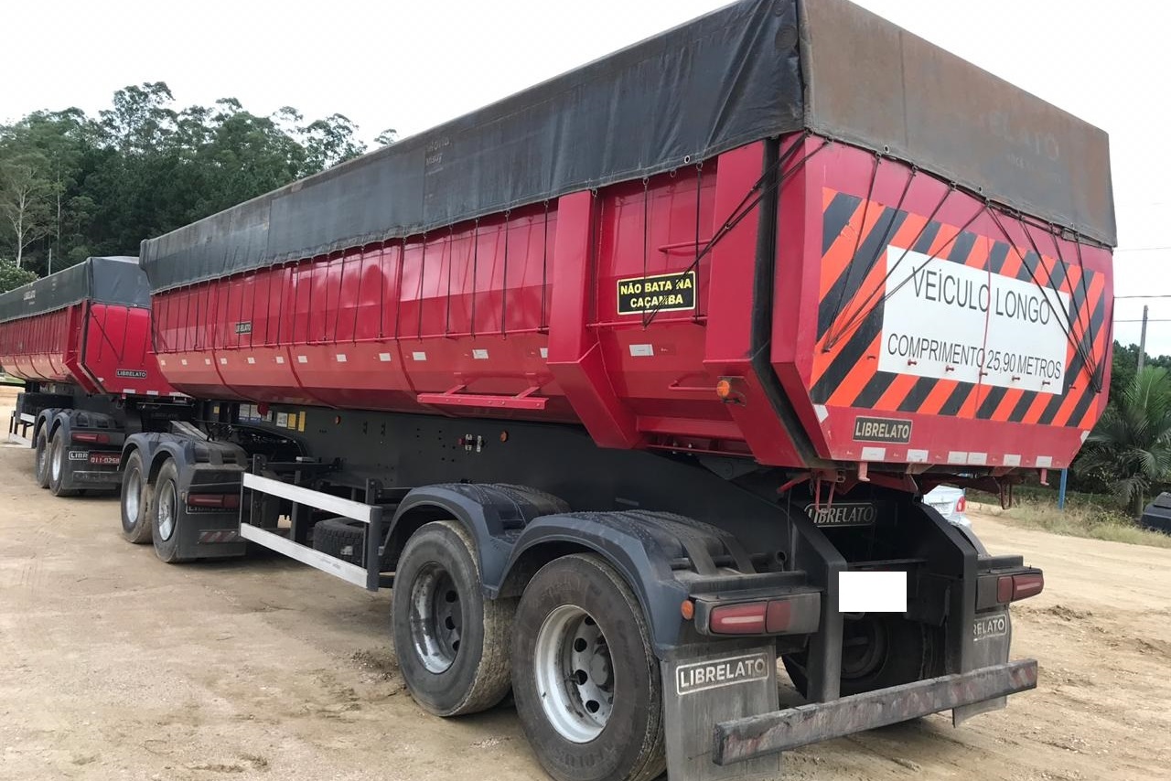 Bitrem Librelato Caçamba 18/18 - Silvio Caminhões | Trucadao.com.br