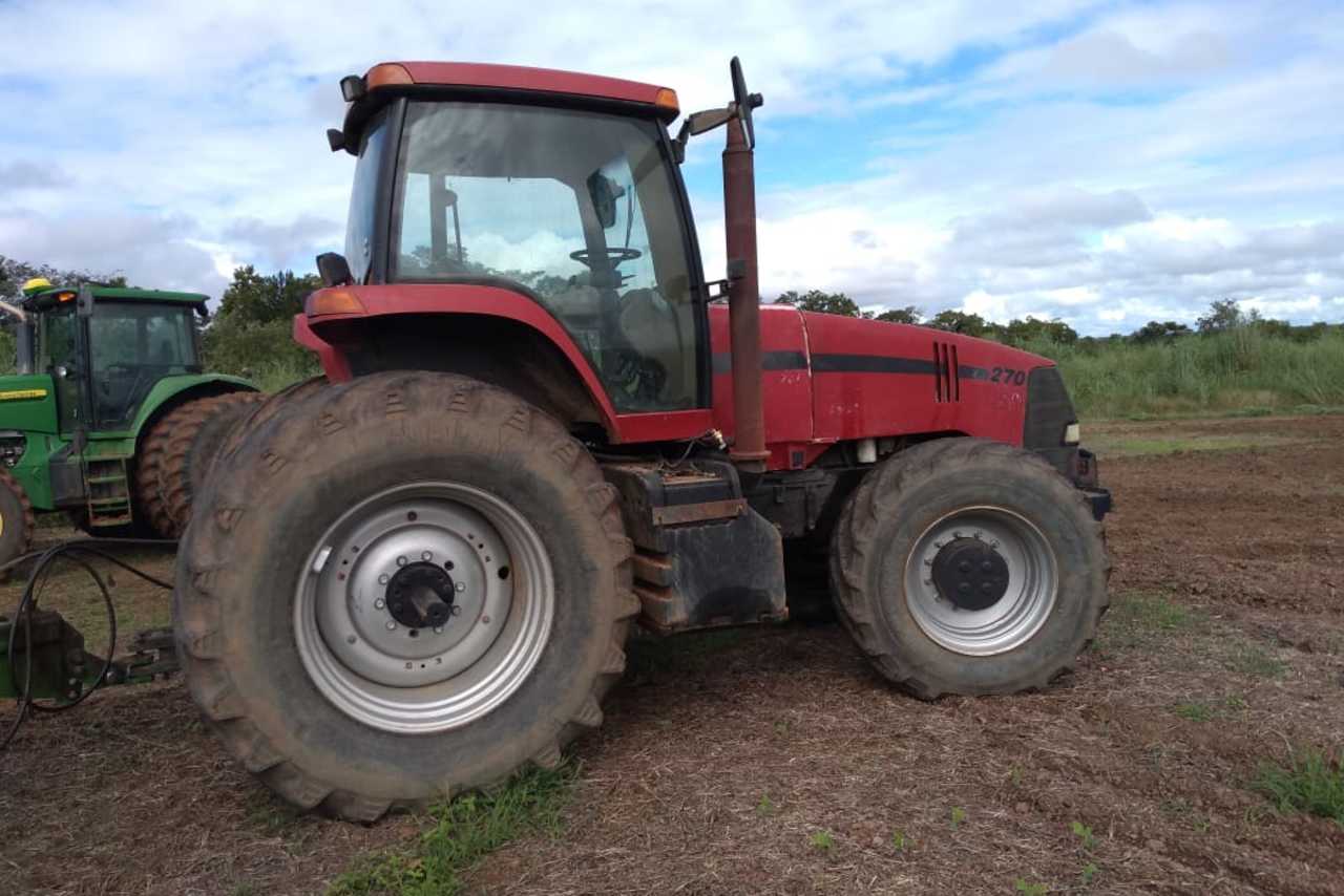 Trator Case Magnum 270 20/08 - Moi Maquinas e Implementos Agricolas ...