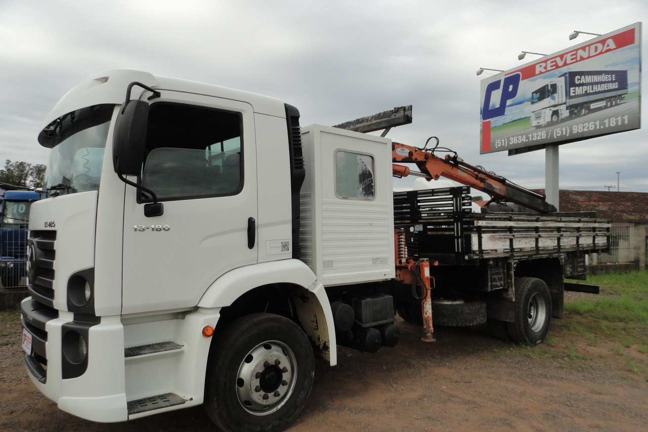 Caminhão Volkswagen 13 180 09/10 - CP Revenda | Trucadao.com.br