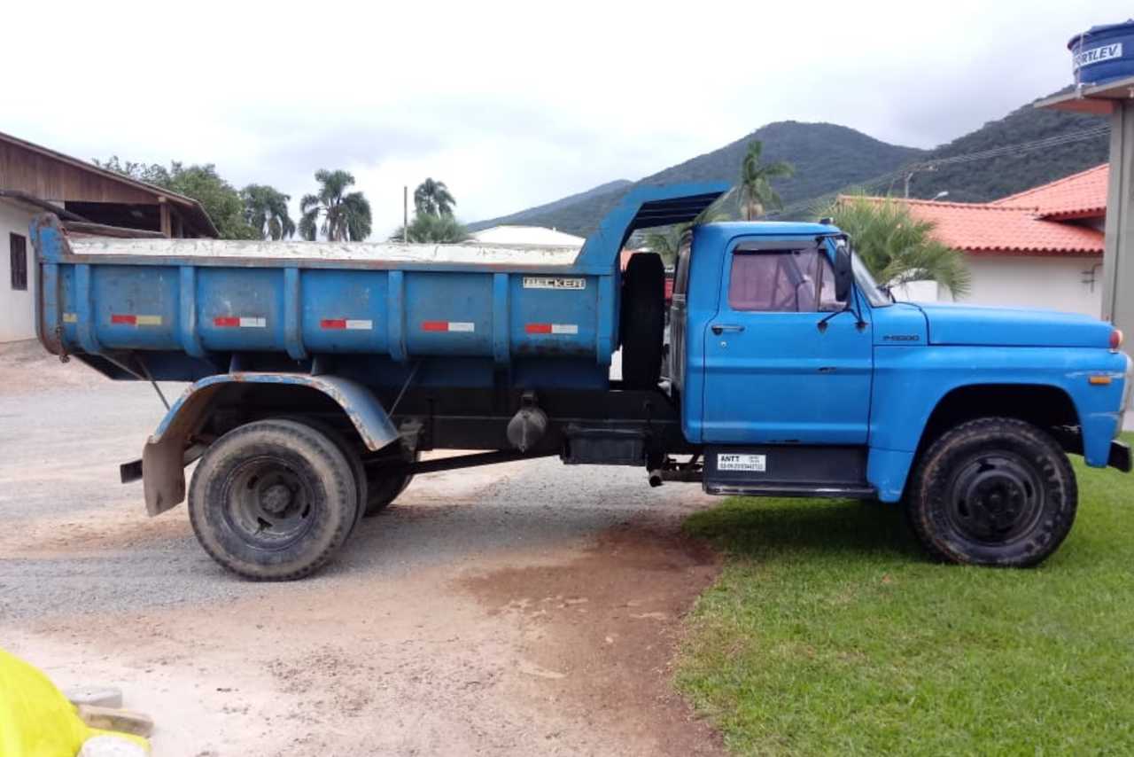 Caminhão Ford F11000 89/89 - Edmaq Comércio de Máquinas e Caminhões ...